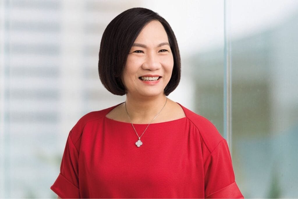 Helen Wong, OCBC Group Chief, 2023 Pay Up 8% to S$12.1 Million – Women ...