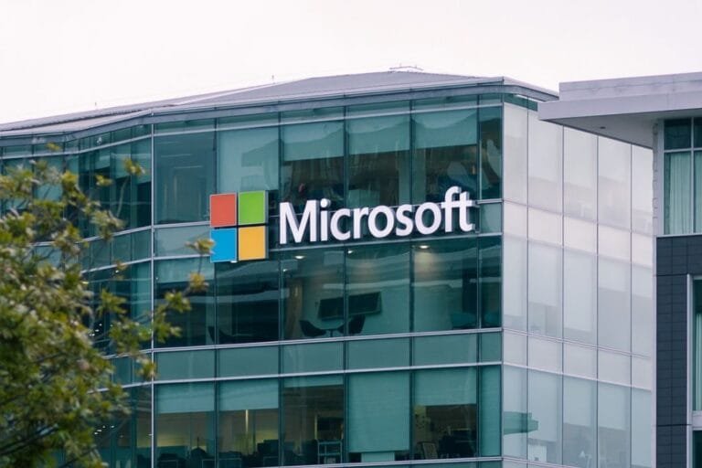 Microsoft to invest $400 Million to strengthen Cloud and AI ...