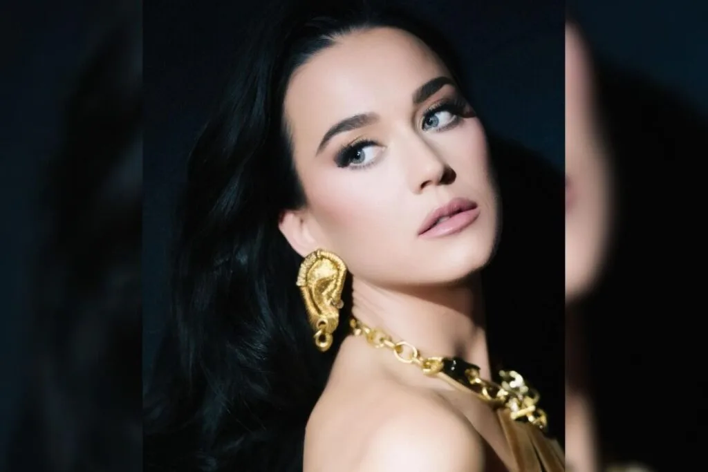 Katy Perry World Katy Perry Drops 'Woman's World' Video Teaser