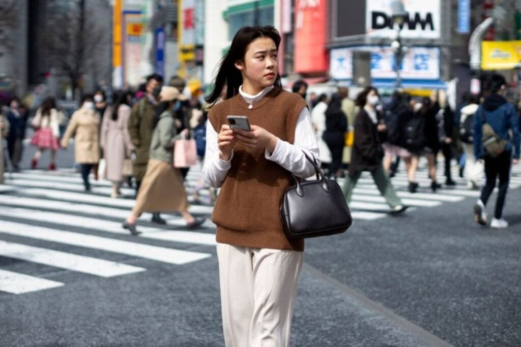 China’s economic growth slows amid weak consumer demand – Women's Tabloid